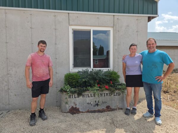 O’Neil Farm – Sow Housing Systems